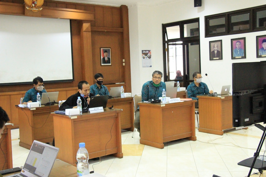 PRODI PENDIDIKAN TEKNIK INFORMATIKA UNY RAIH AKREDITASI A | Universitas Negeri Yogyakarta